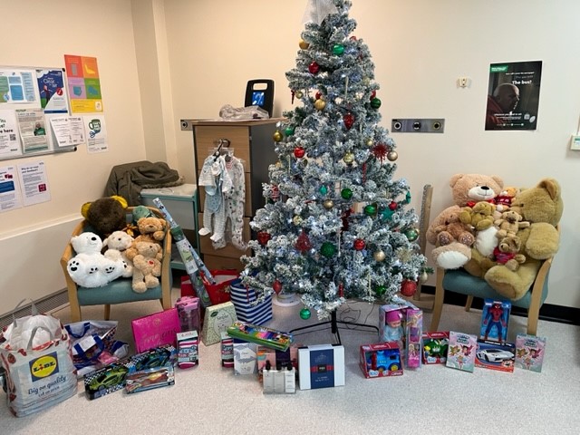 “I get to be Santa!” - our successful foodbank drive gives back to the ...