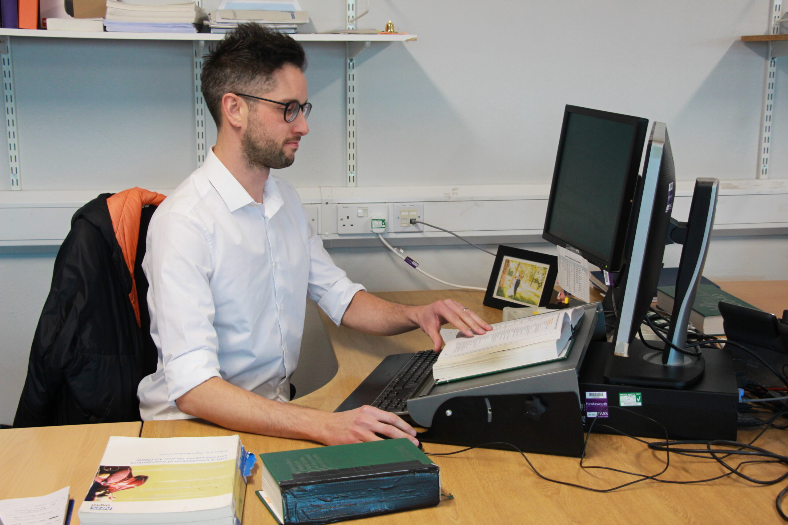 Record equality and diversity details in ESR - North Tees and ...